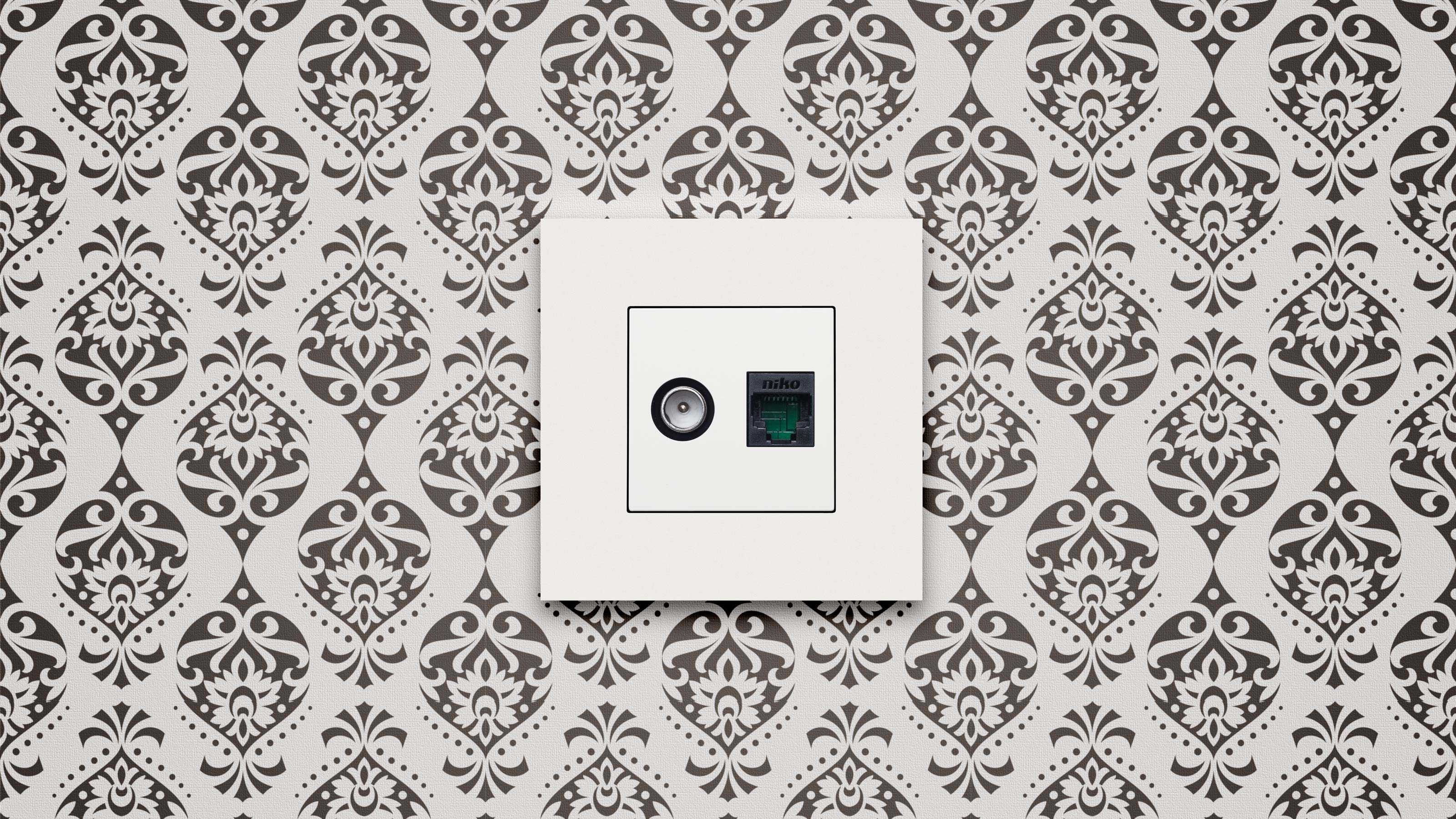 Wandsteckdosen mit Medienanschlüssen | Niko